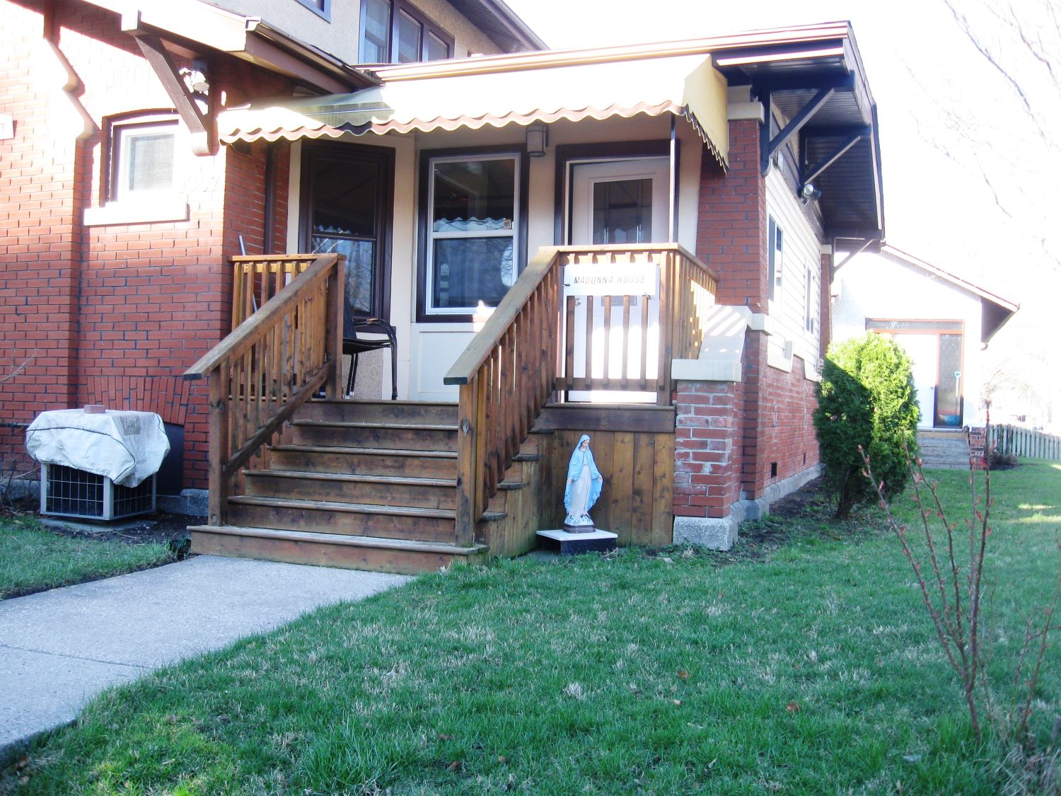windsor.madonna.house.prayer.listen - Madonna House Apostolate